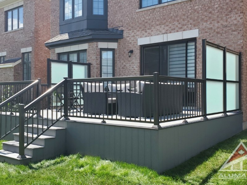 Aluminum Railing in Woodbridge | Alumarail Manufacturing Inc.