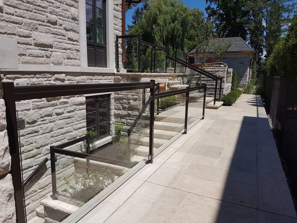 Glass Railings Showcase - Alumarail Manufacturing Inc.